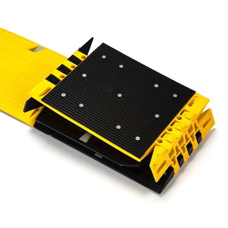 RS250P PORTABLE PLASTIC ROLL UP SPEED HUMP from China manufacturer ...